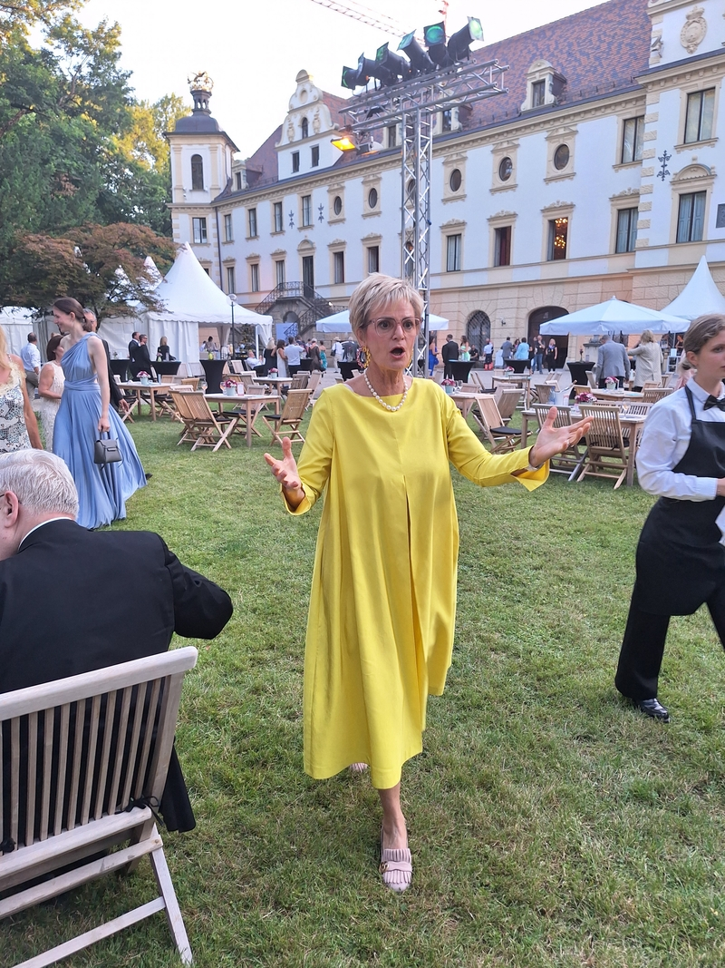 Michael Graeter – Täglich in bester Gesellschaft. Klatsch und Tratsch ...